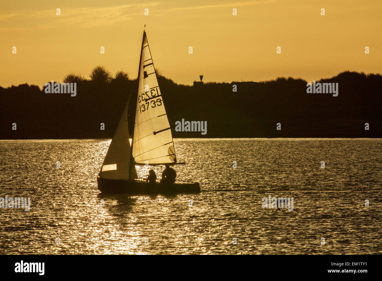 Mirror Sailing Dinghy High Resolution Stock Photography and Images - Alamy