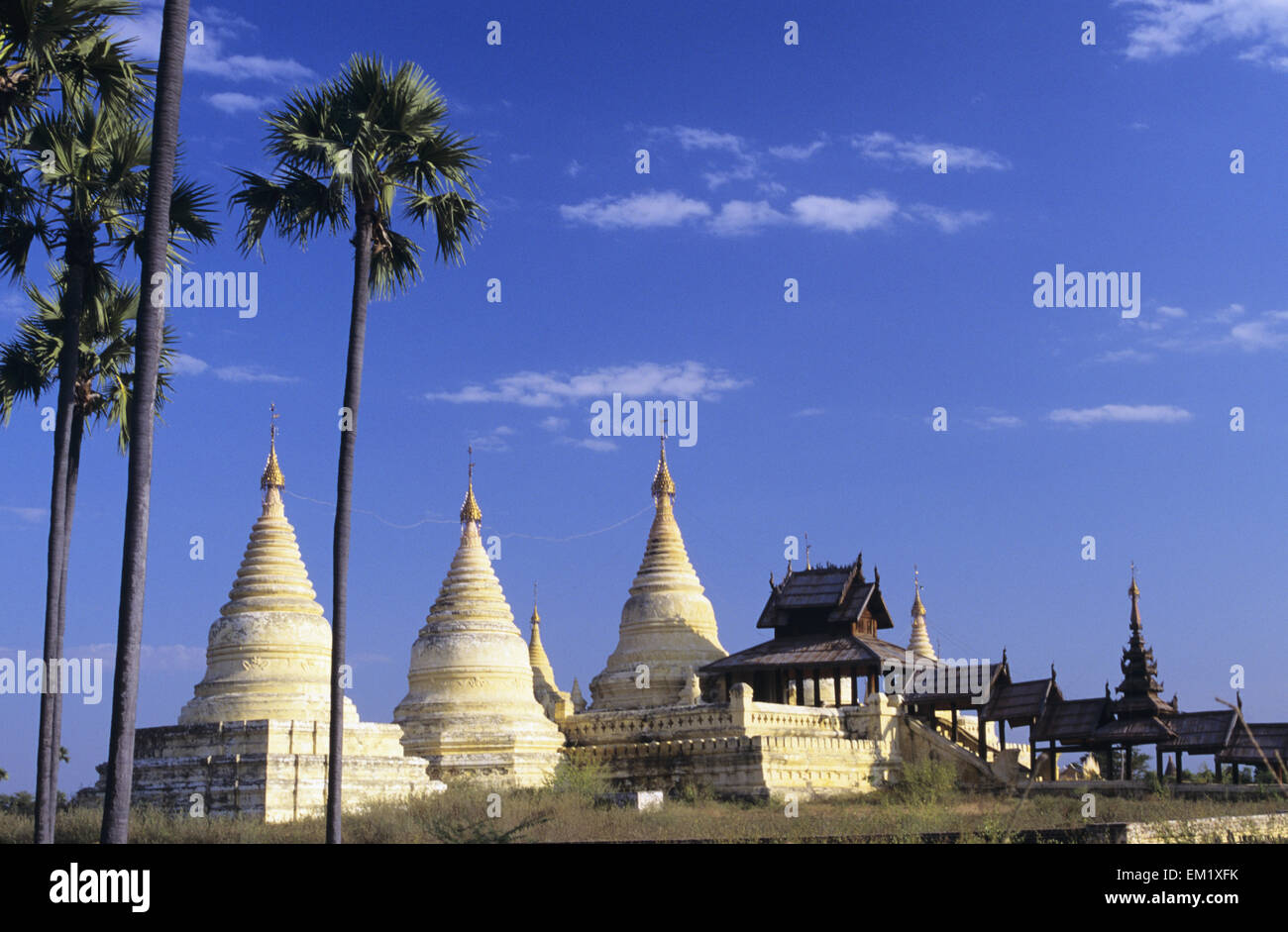 Burma (Myanmar), White minochanthar pagodas; Bagan Stock Photo - Alamy