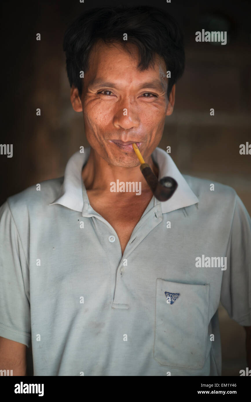 Man smoking pipe portrait on hi-res stock photography and images - Alamy