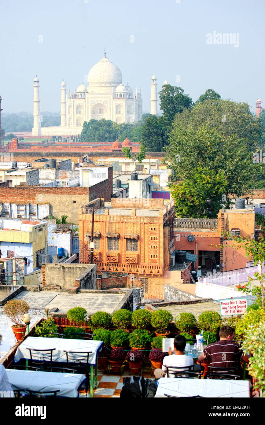 View of the Taj Mahal Stock Photo - Alamy