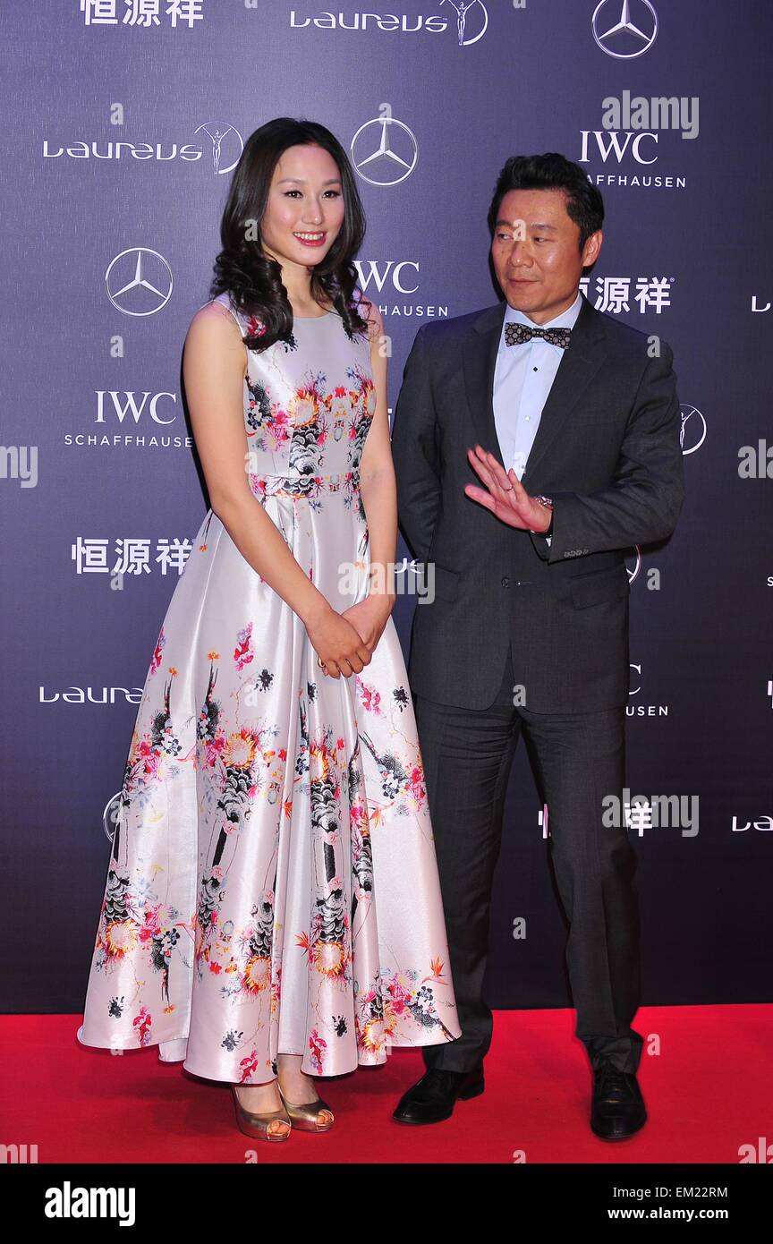 Shanghai, China. 15th April, 2015. Chinese speed skater ZHANG HONG (L ...