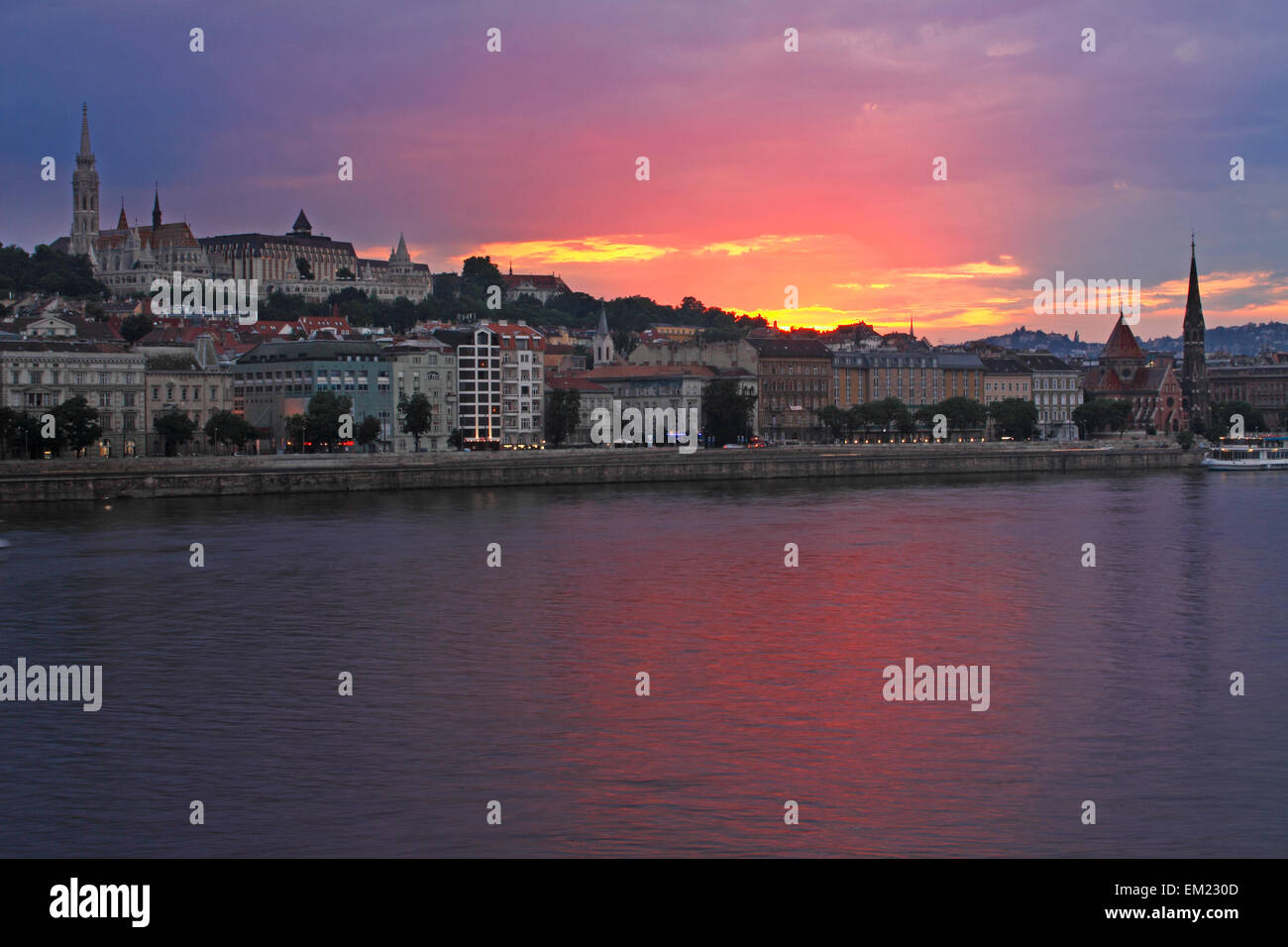 Danube ports hi-res stock photography and images - Alamy