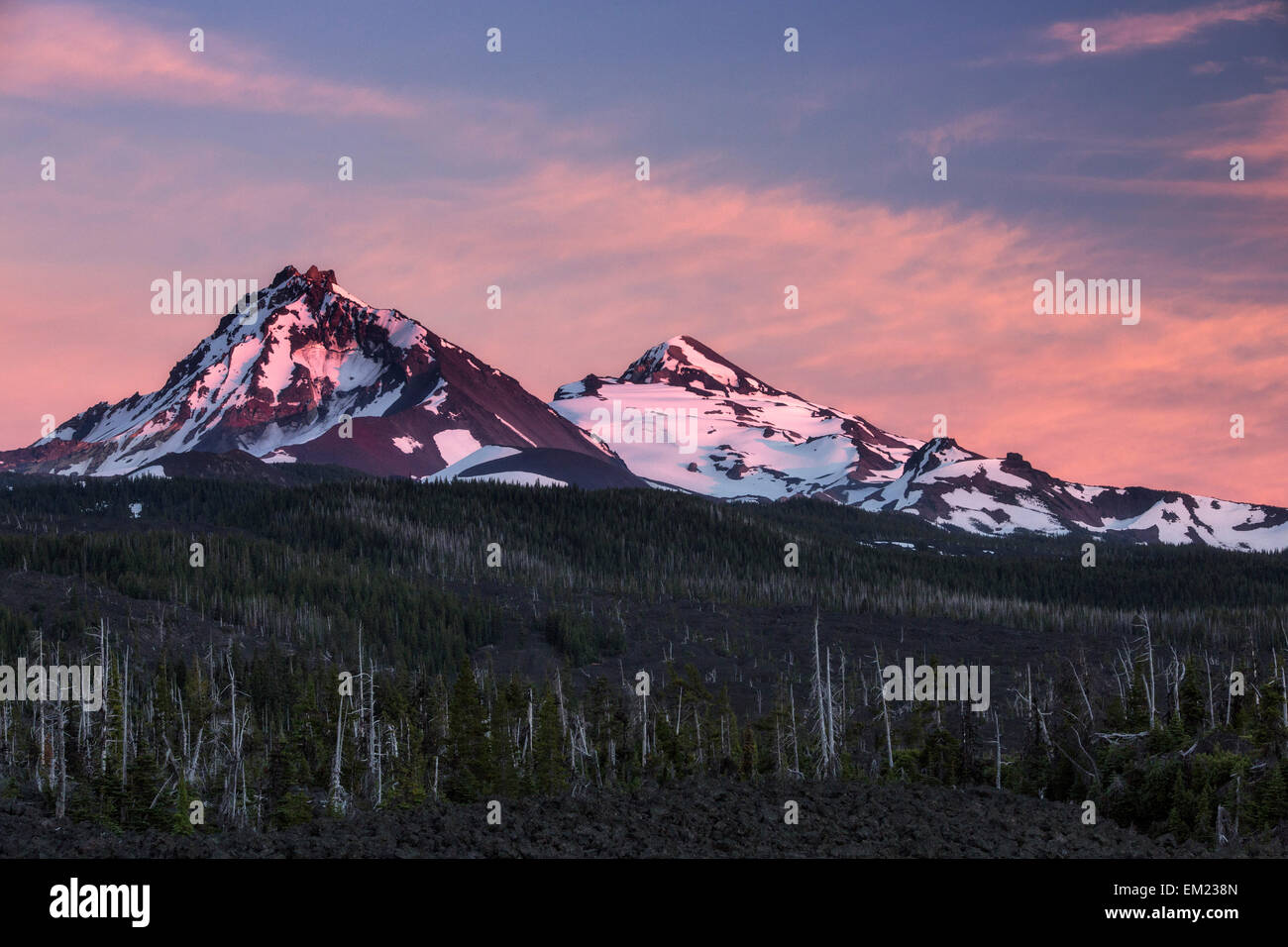 Three sisters wilderness hi-res stock photography and images - Alamy