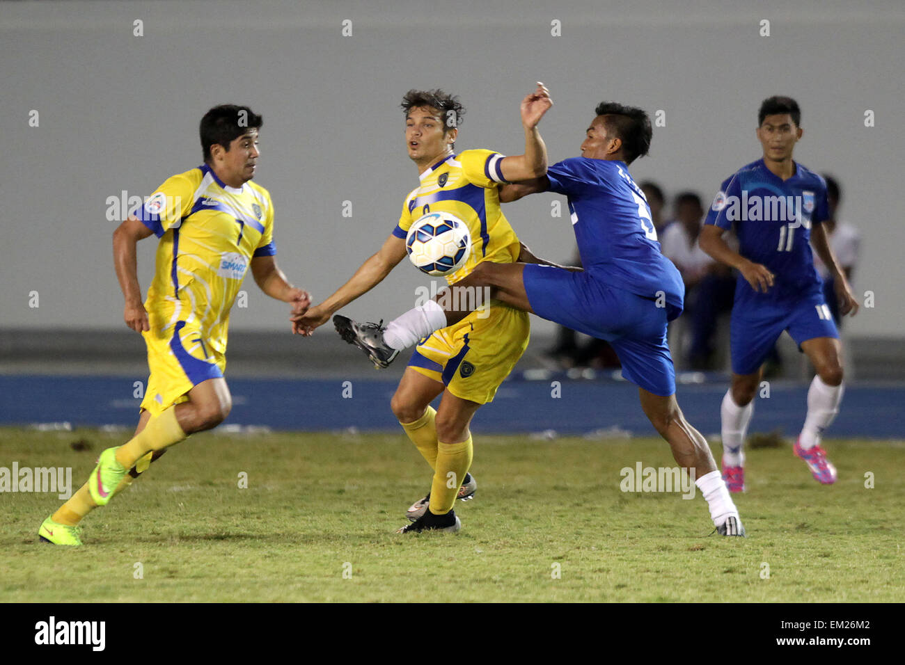 Bulacan Province, Philippines. 15th Apr, 2015. Renato Gonzalez (L) and ...