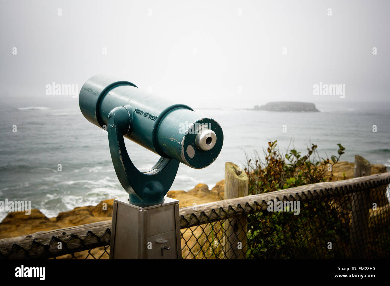 Spotting scope hi-res stock photography and images - Alamy