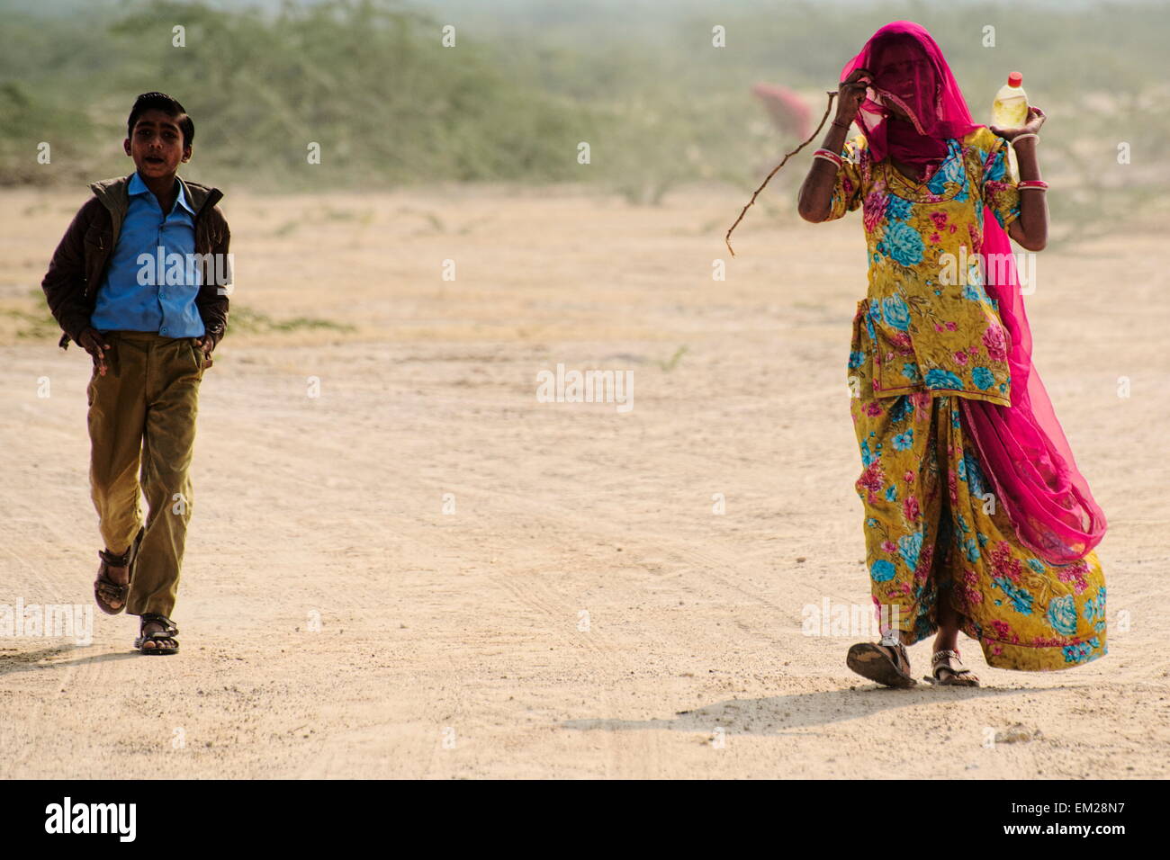 Bishnoi women hi-res stock photography and images - Alamy