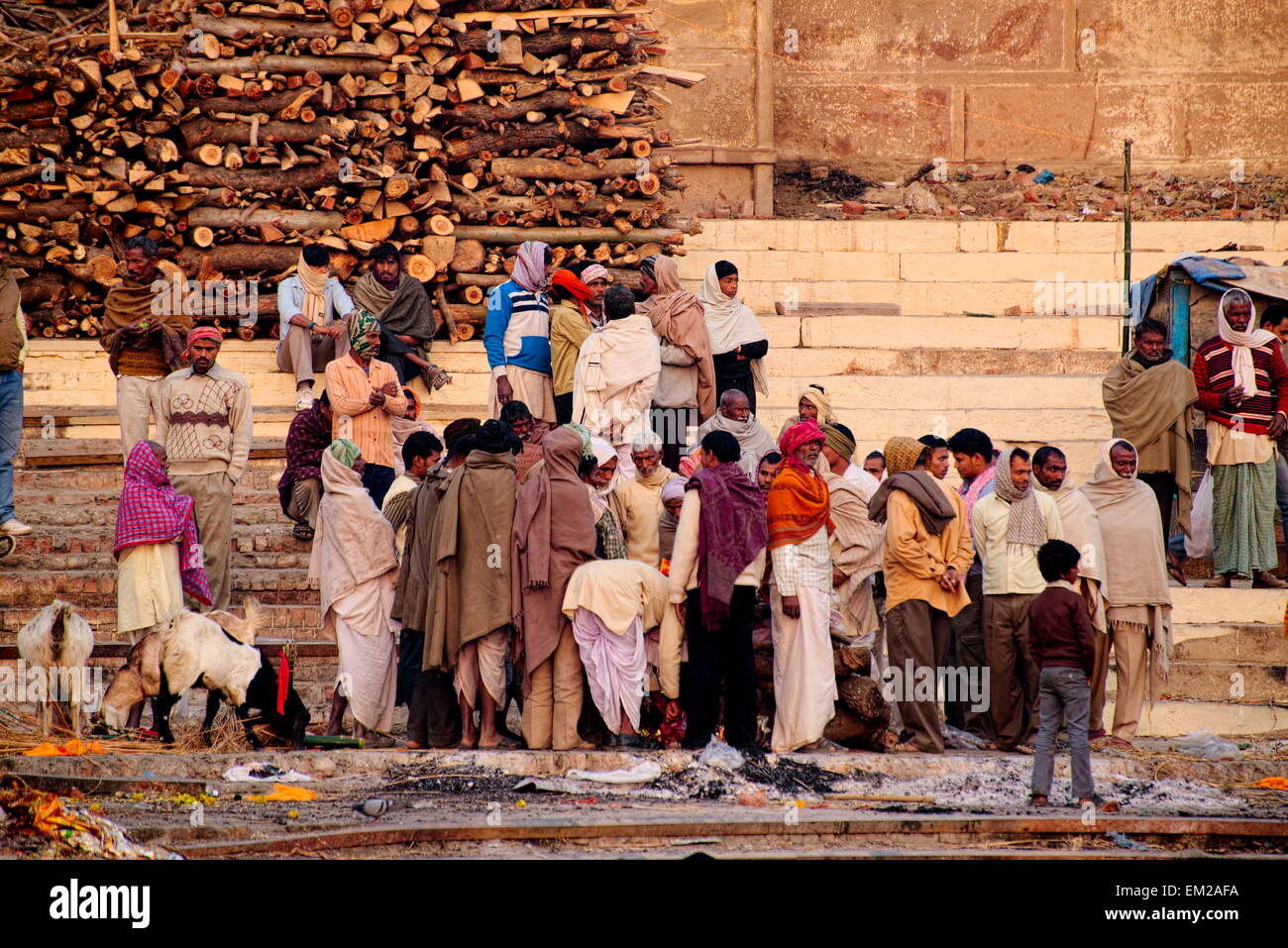 Manikarnika, the main burning ghat of Varanasi Stock Photo - Alamy