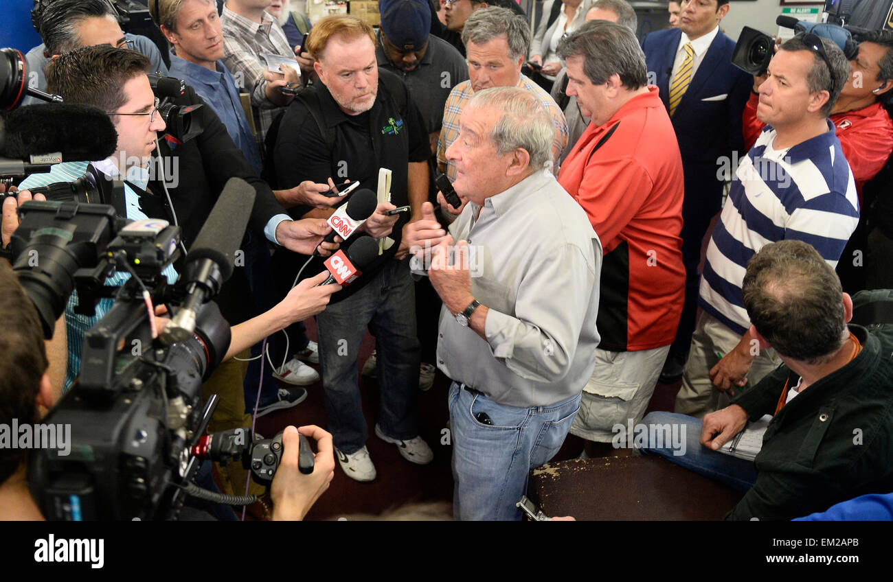 April 15, 2015. Hollywood CA.USA Toprank boxing promoter Bob Arum(C ...