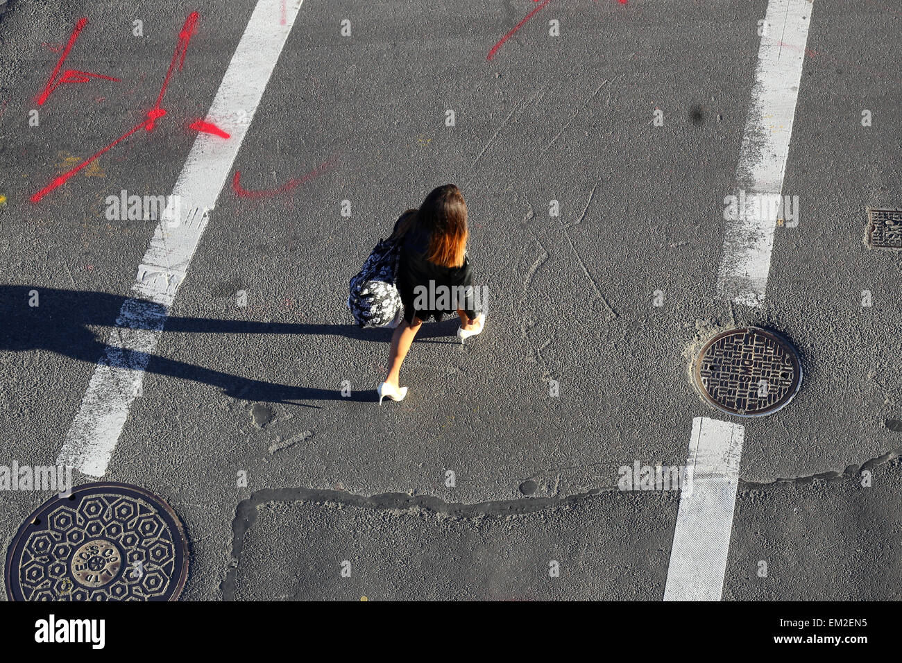 Crosswalk hi-res stock photography and images - Alamy