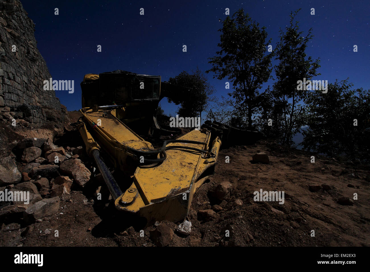 Heavy caterpillar excavator excavation on hi-res stock photography and ...