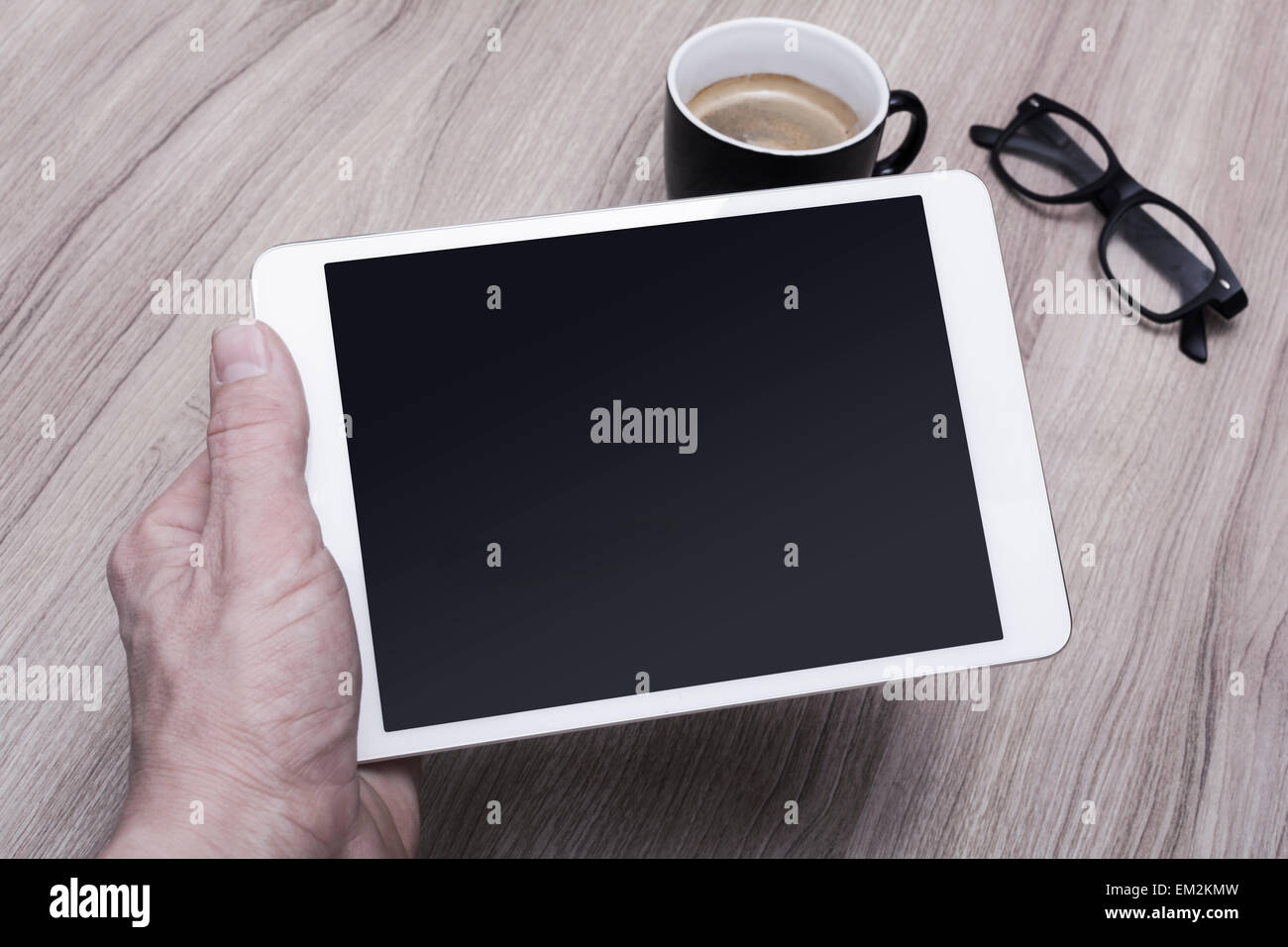 Empty tablet screen hi-res stock photography and images - Alamy