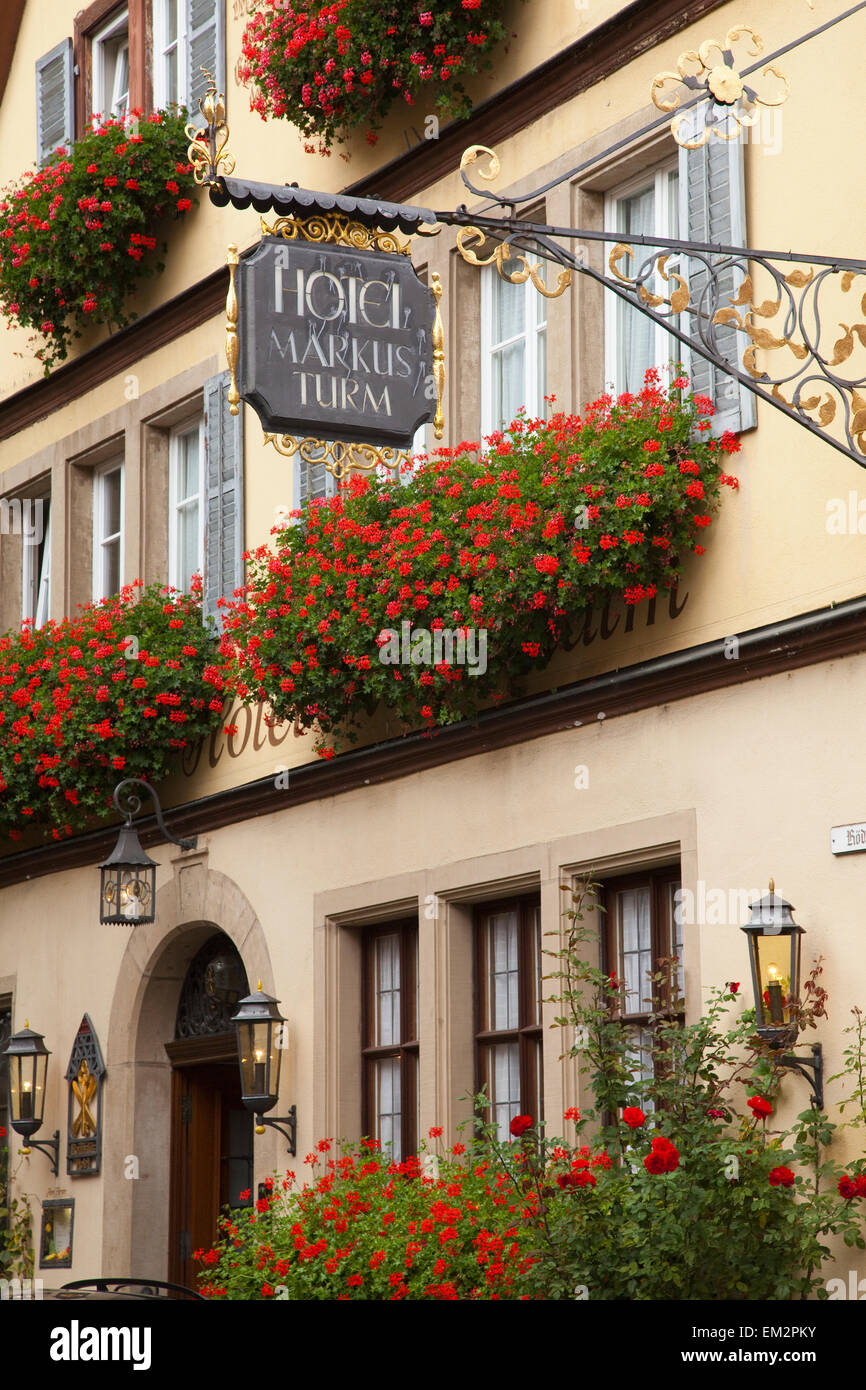 Decorative no entry sign hi-res stock photography and images - Alamy