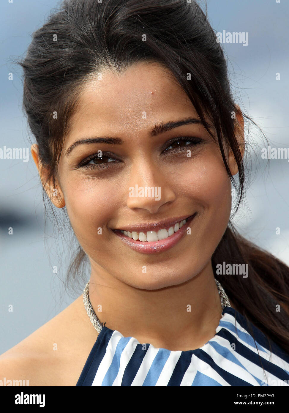 Freida Pinto 2012 High Resolution Stock Photography and Images - Alamy