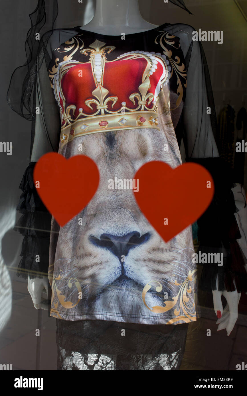 Lionheart theme in a fashionable shop window in central London Stock Photo - Alamy
