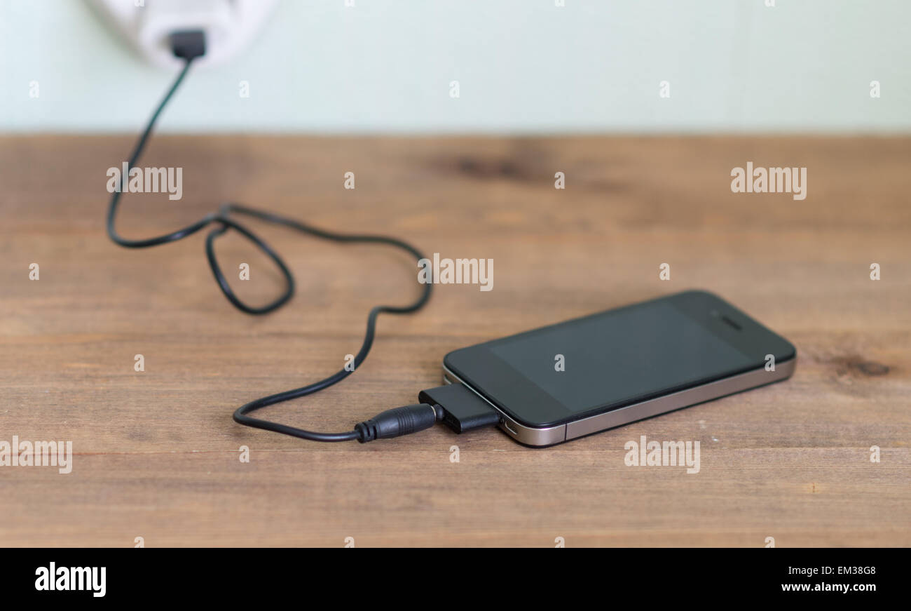 Charging table hi-res stock photography and images - Alamy