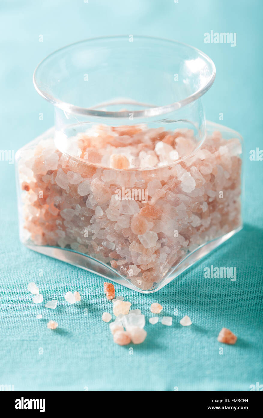 Pink himalayan salt hi-res stock photography and images - Alamy