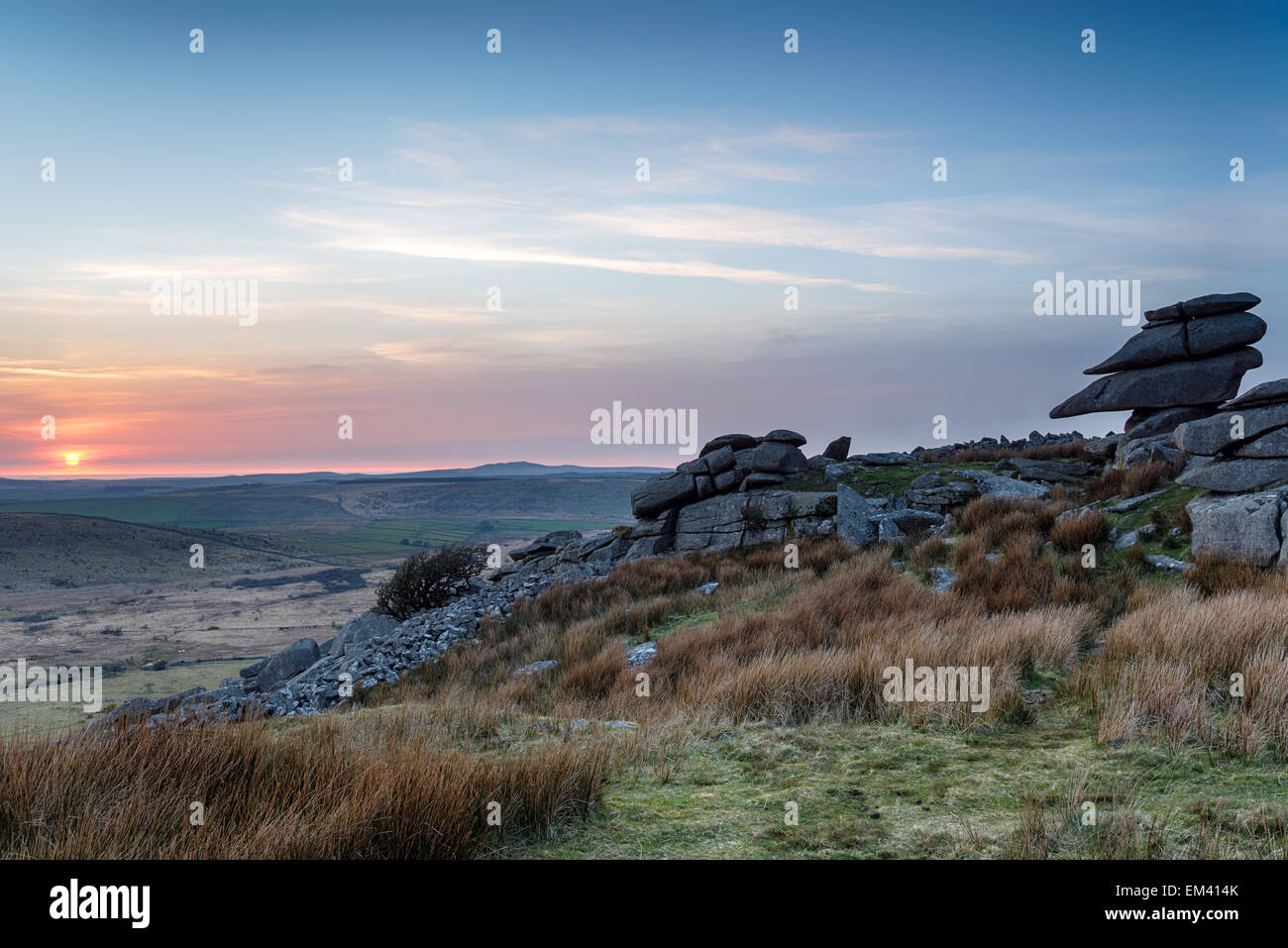 Cornwall england granite minions tor hi-res stock photography and ...