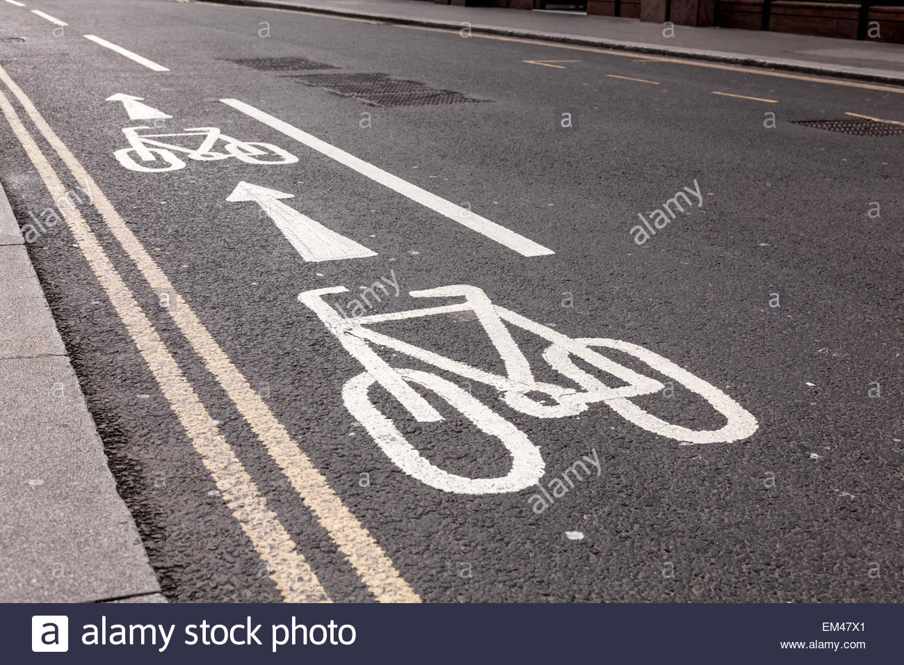 Bike Lane Road Sign Stock Photos & Bike Lane Road Sign Stock Images - Alamy