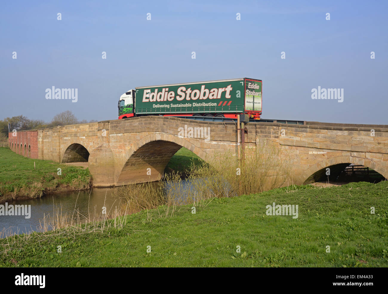 lorry crossing the river Derwent over grade II listed bridge Bubwith ...