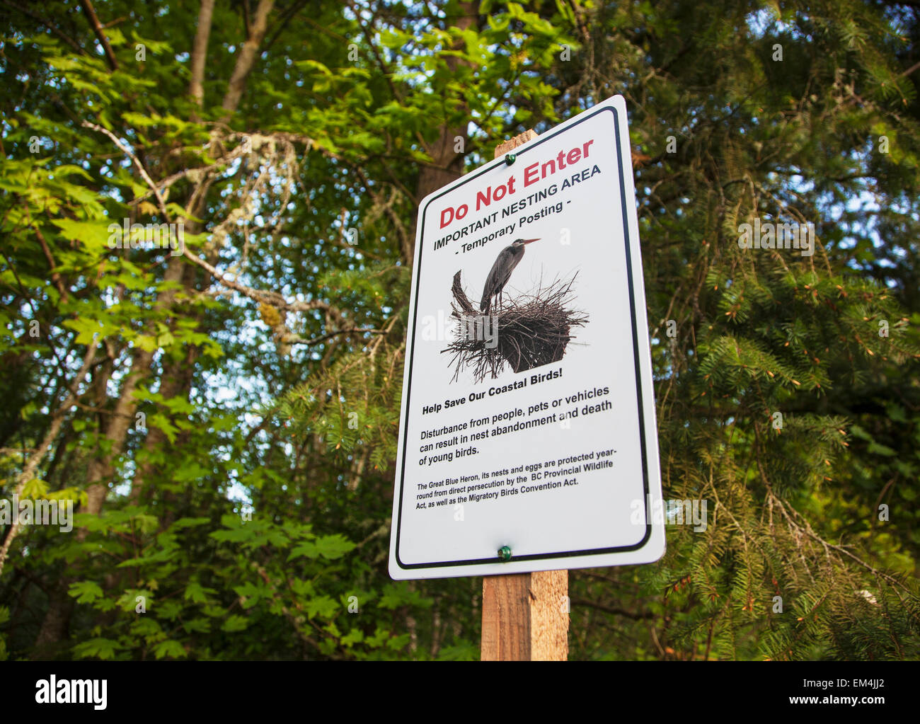 Birds nesting warning sign on hi-res stock photography and images - Alamy