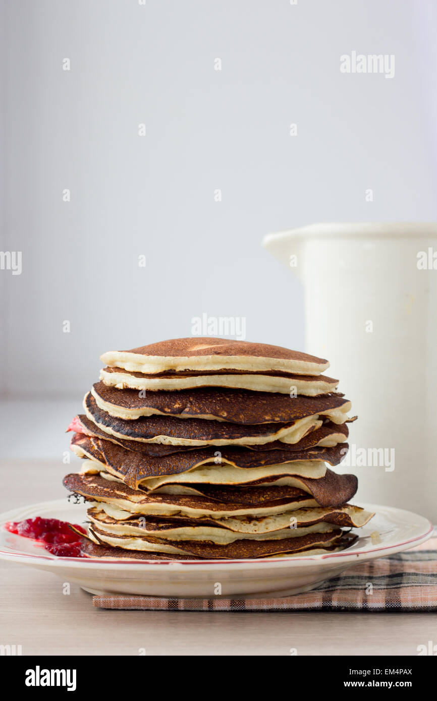 American pancakes on white hi-res stock photography and images - Alamy