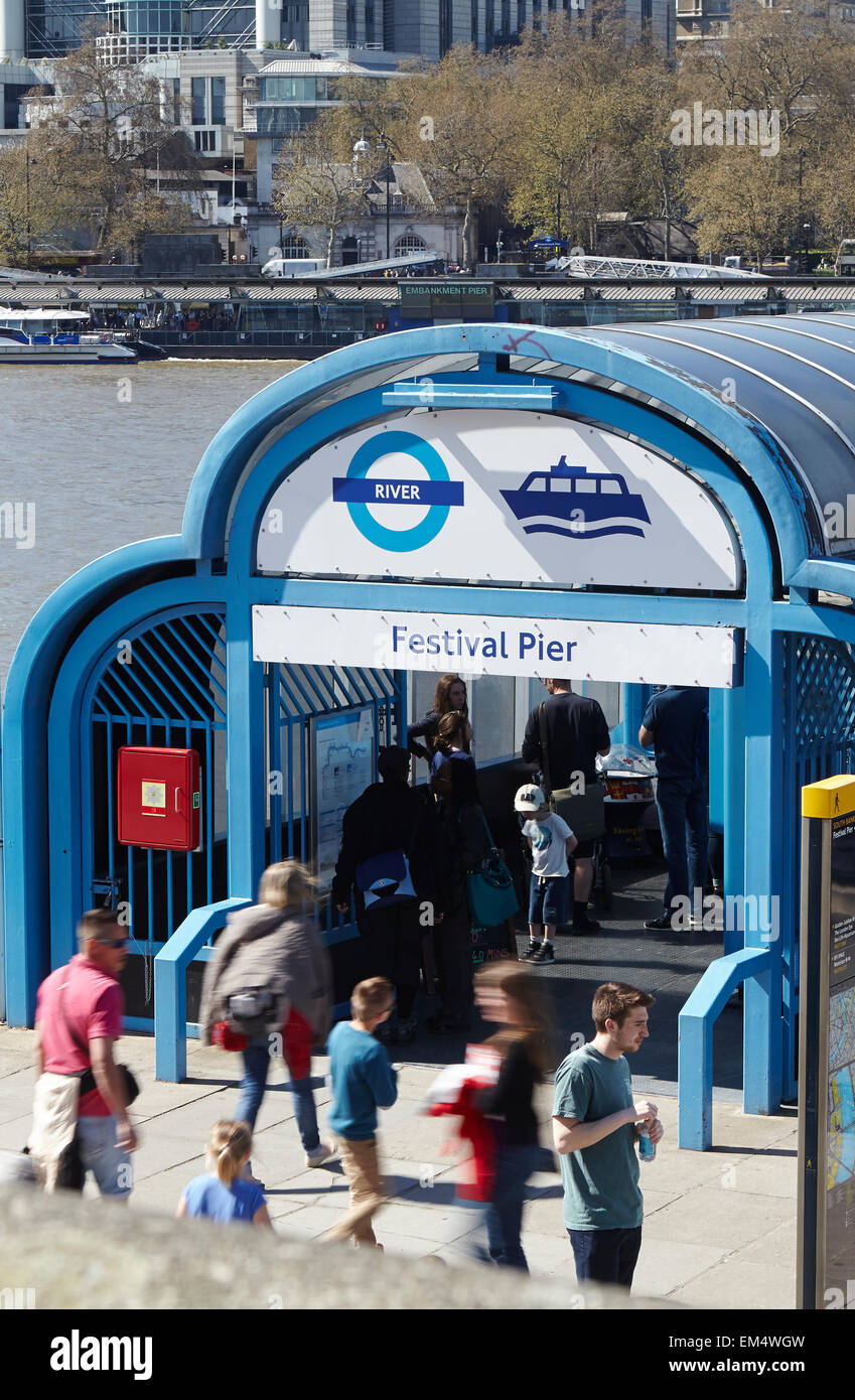 Bus stop crown hi-res stock photography and images - Alamy