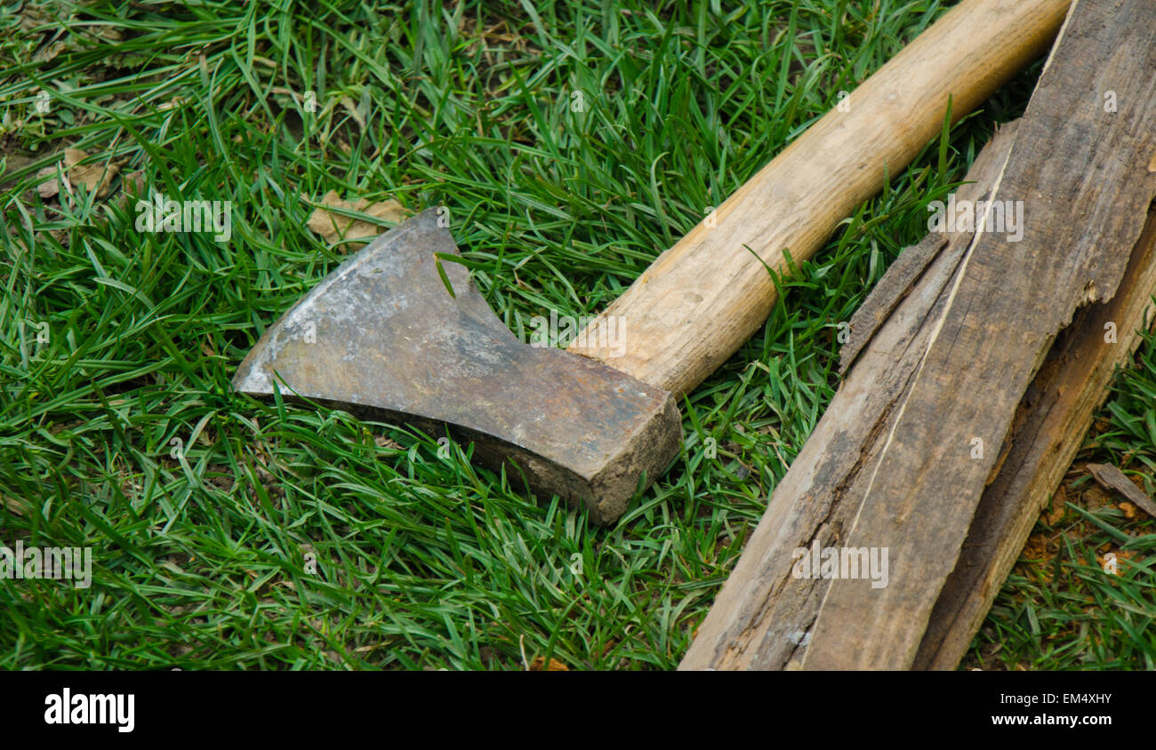 Cutting tree with axe hi-res stock photography and images - Alamy