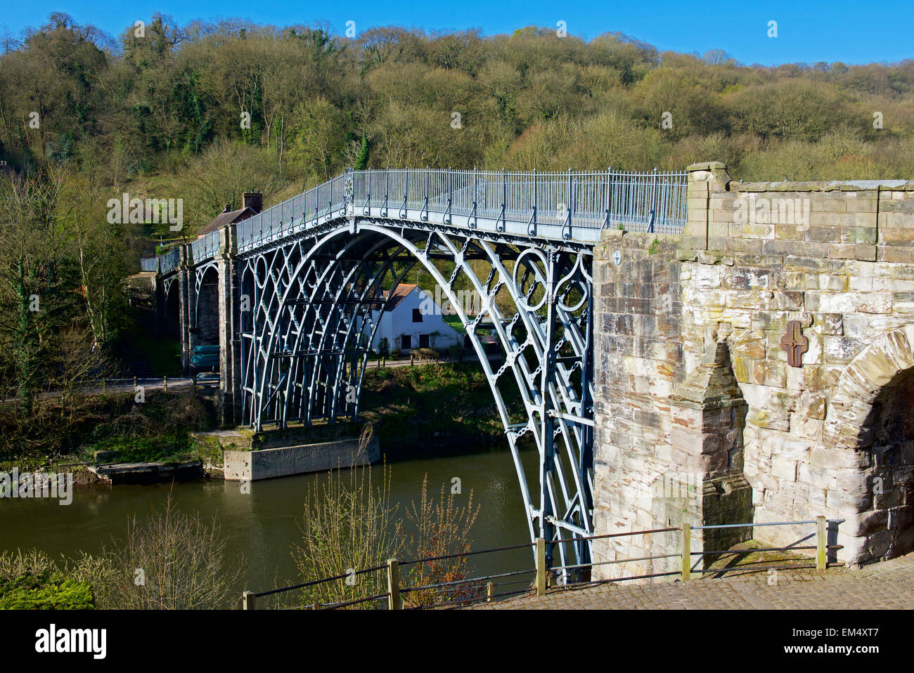 The iron bridge at Ironbridge, Shropshire, England UK Stock Photo - Alamy