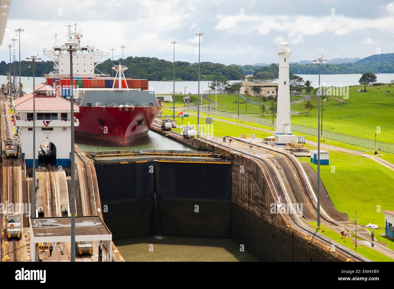Panama, Panama Canal, Cargo ship entering Gatun Locks Stock Photo - Alamy