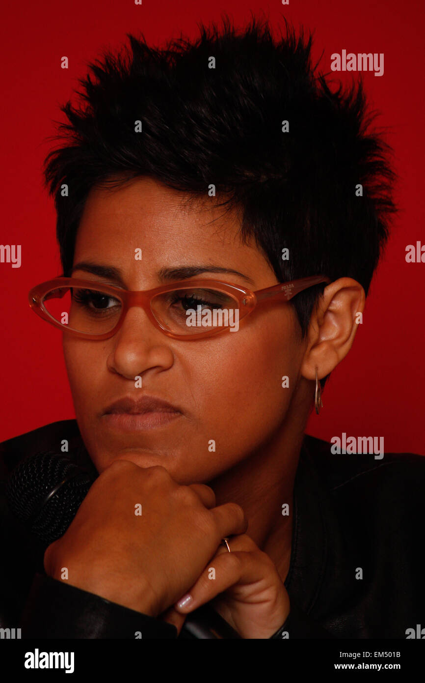 The Italian singer Karima, became famous in 2006, she met her fans to ...