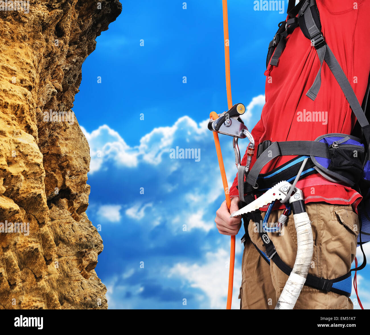 Climbing a rope hi-res stock photography and images - Alamy