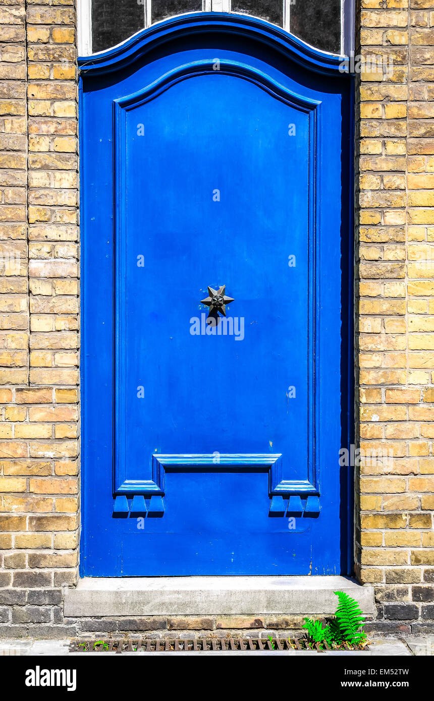 Blue entrance door hi-res stock photography and images - Alamy