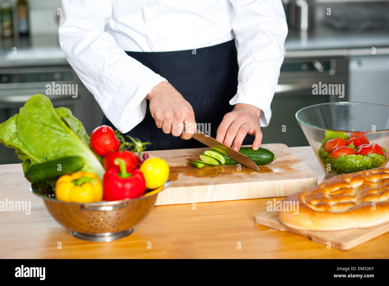Chef chopping vegetables Stock Photo - Alamy