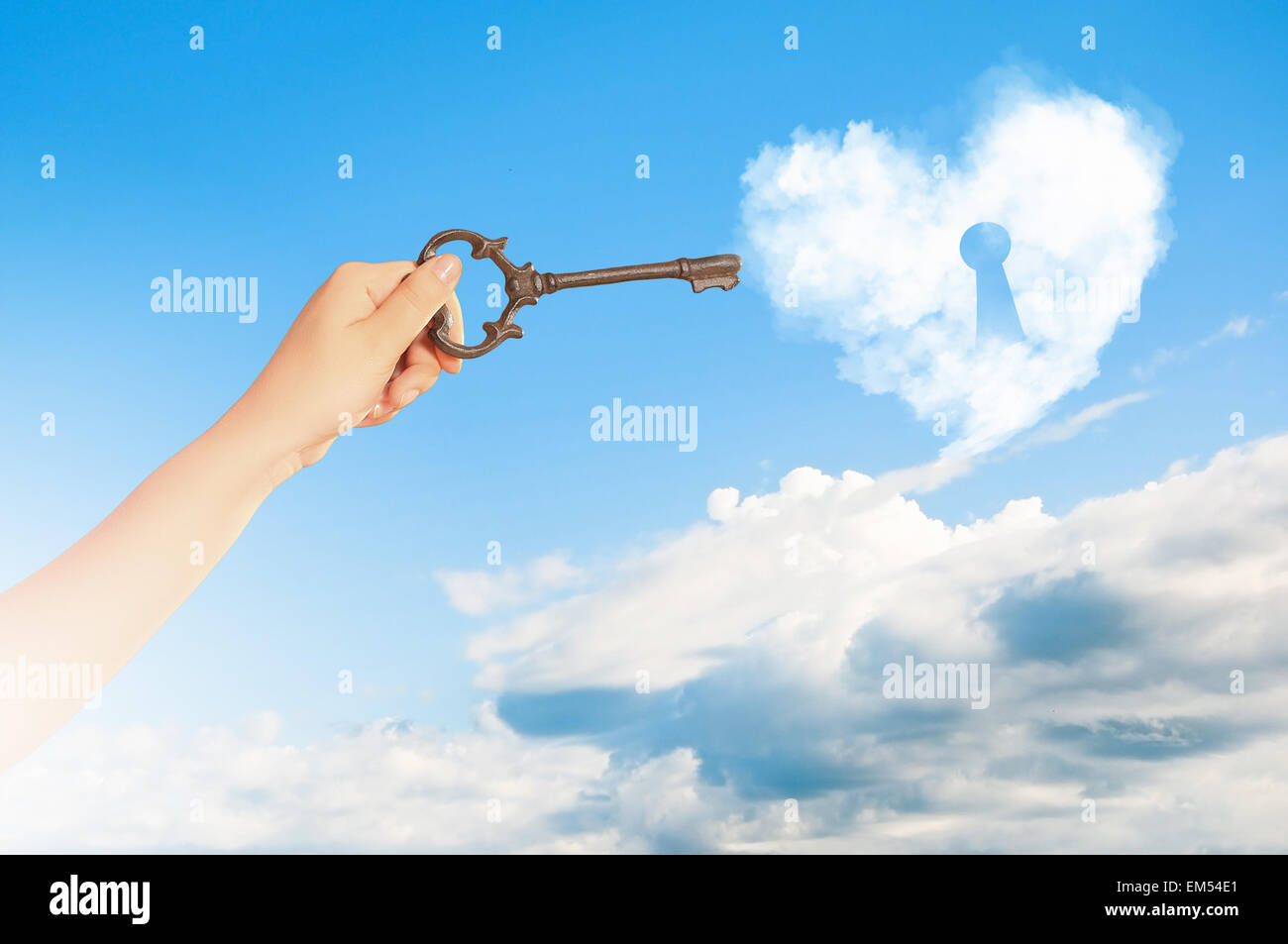 Key to heart Stock Photo - Alamy