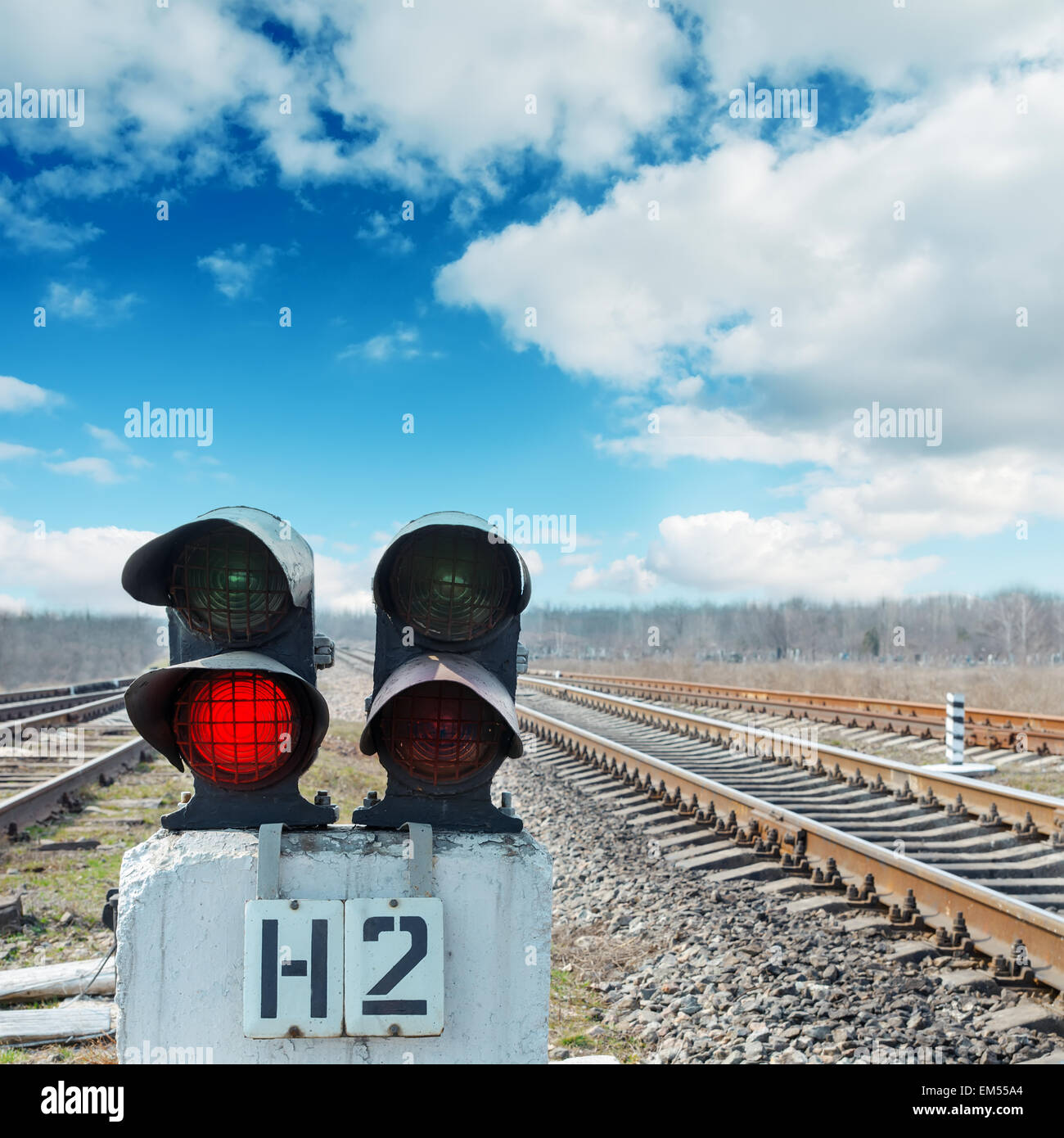 Semaphores hi-res stock photography and images - Alamy