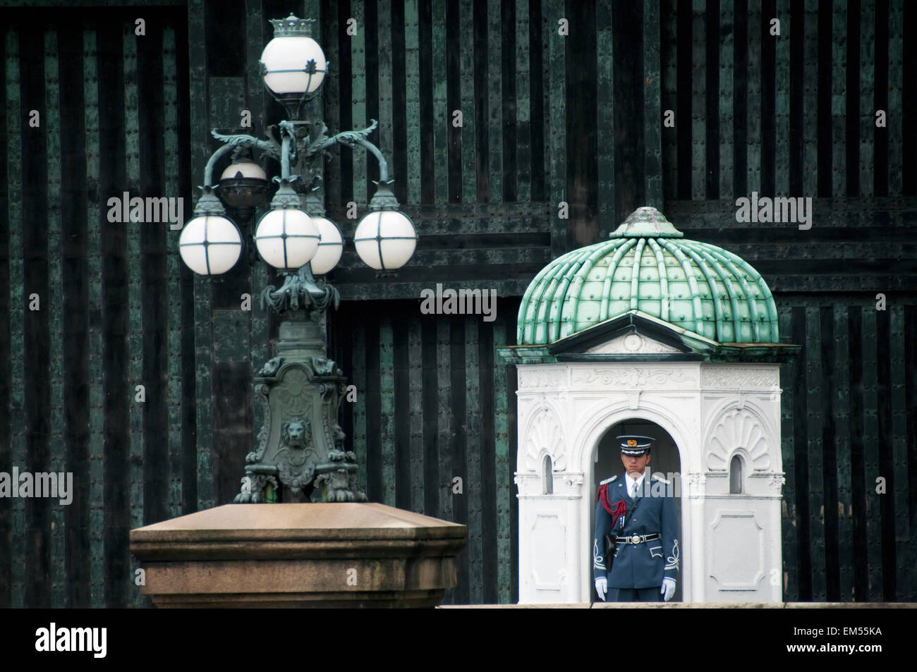 Army soldier standing built structure architecture hi-res stock ...