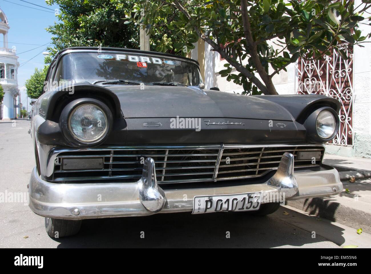 Restored cuban ford fairlane hi-res stock photography and images - Alamy