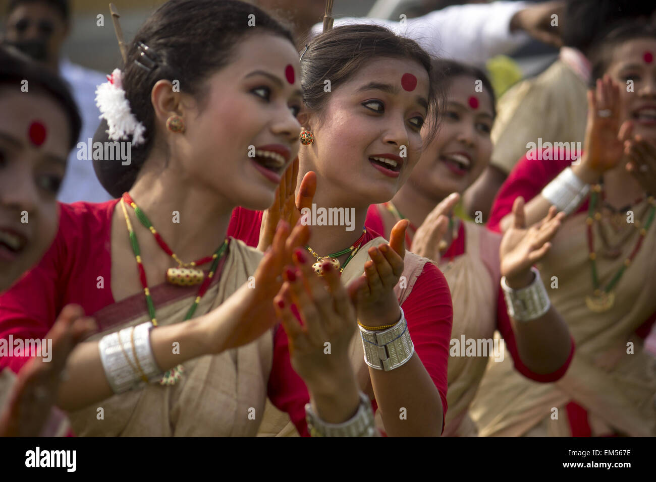 Bihu dance assam hi-res stock photography and images - Alamy