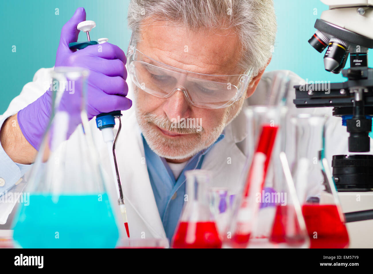 Life science research Stock Photo - Alamy