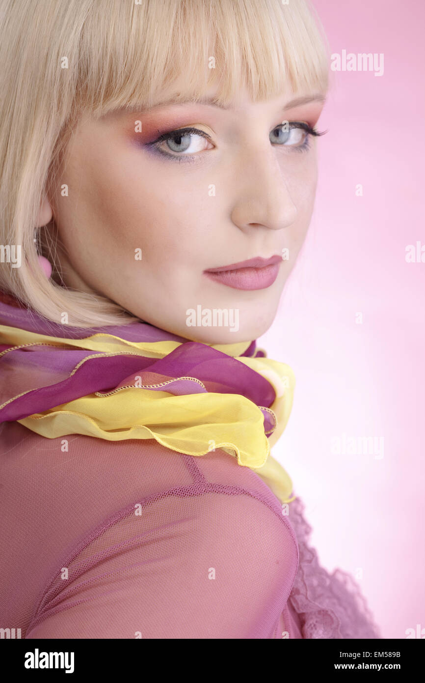 Pink color scheme hi-res stock photography and images - Alamy