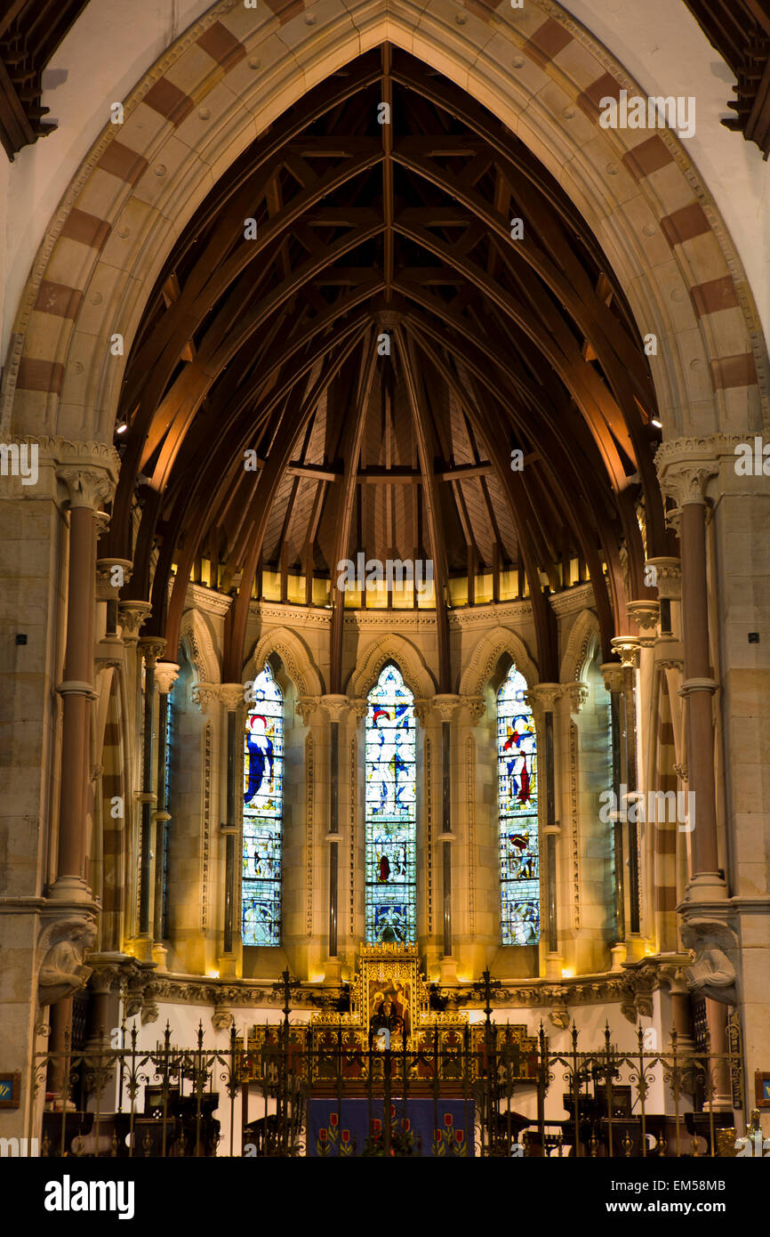 Church altar reredos hi-res stock photography and images - Alamy