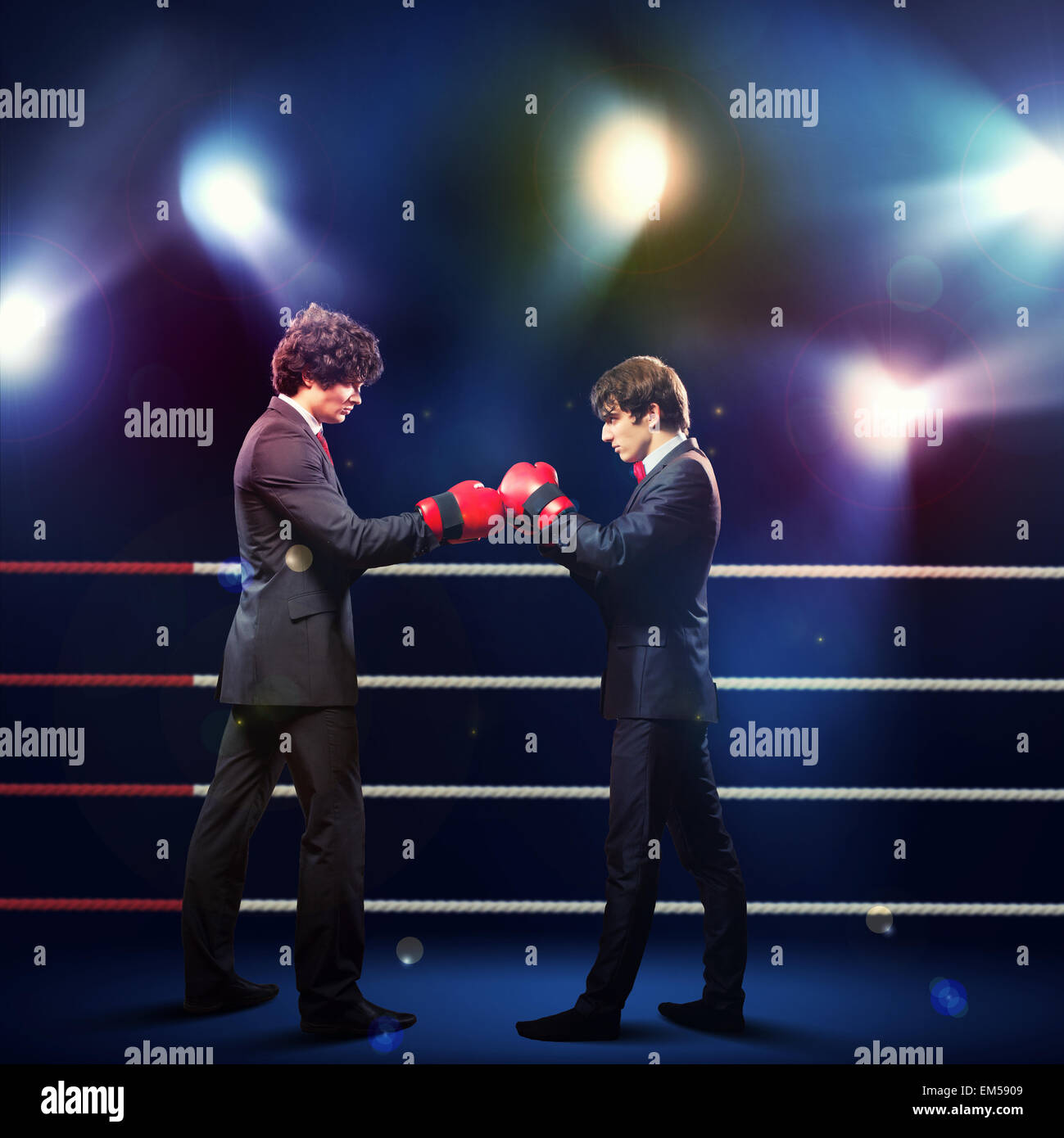 Two young businessman boxing hi-res stock photography and images - Alamy