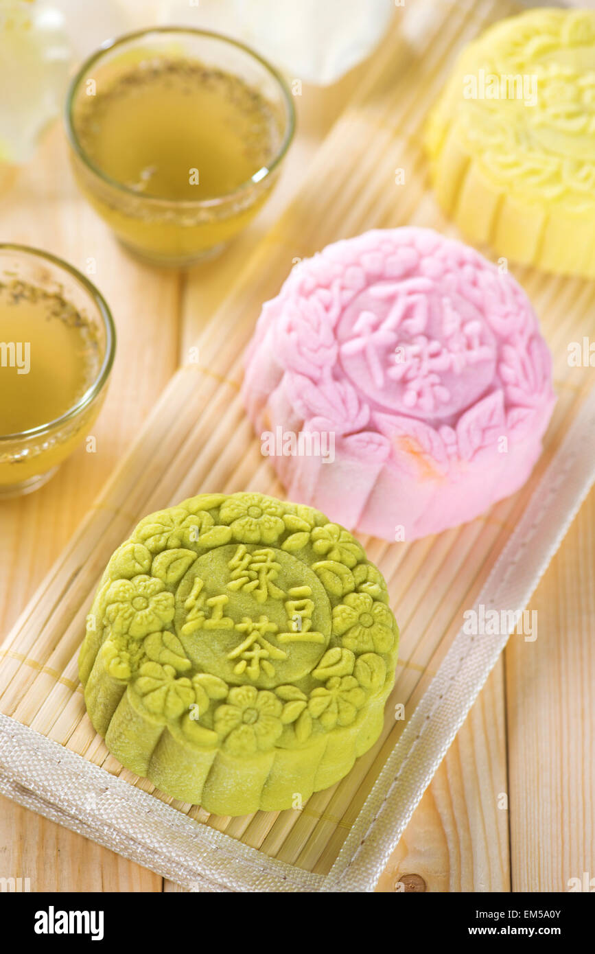 Snowy skin mooncakes Stock Photo - Alamy