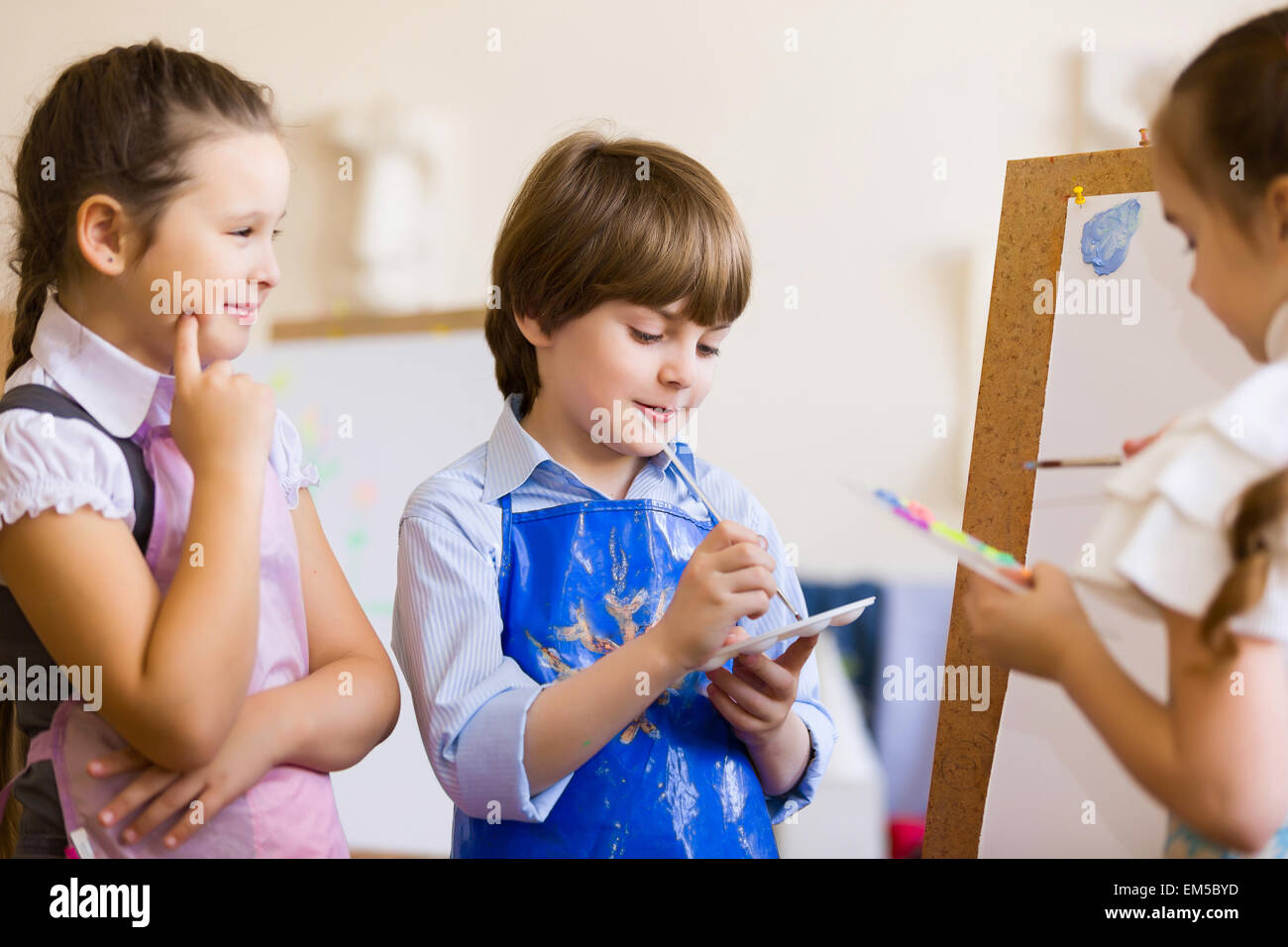 Children drawing and painting Stock Photo - Alamy