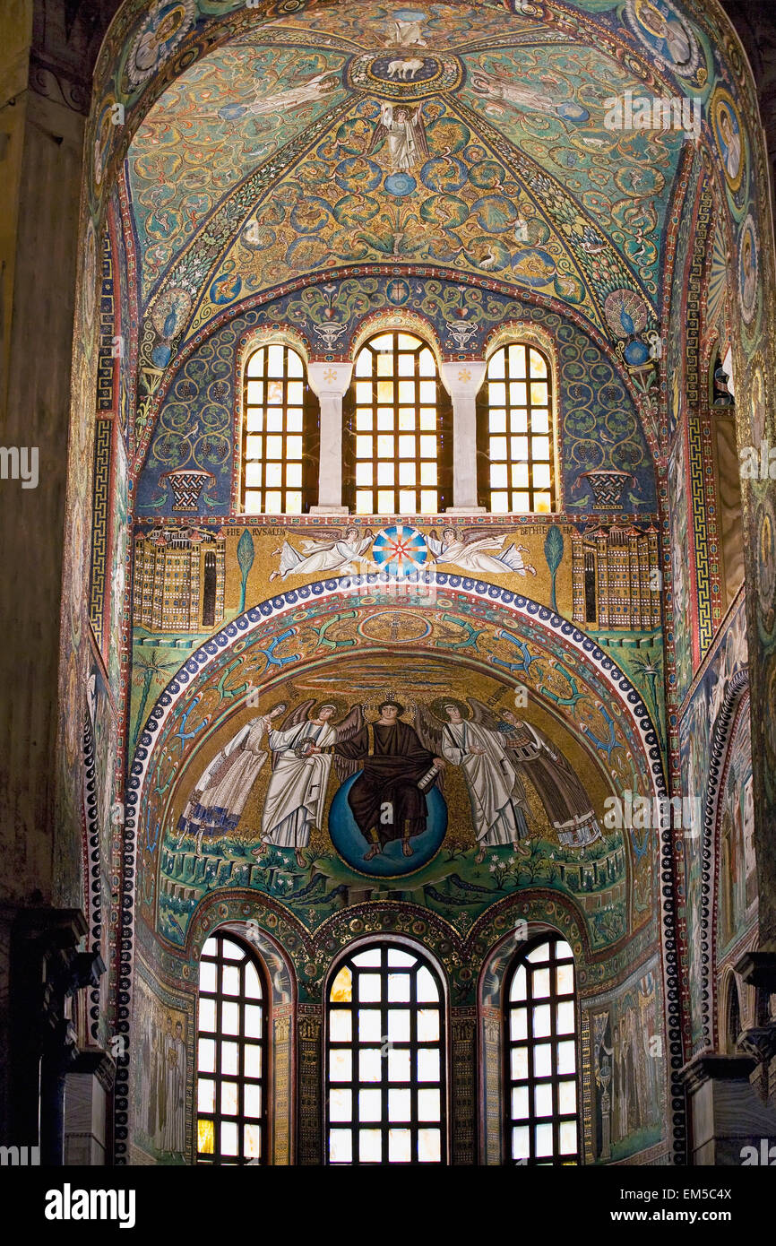 Byzantine glass mosaics hi-res stock photography and images - Alamy