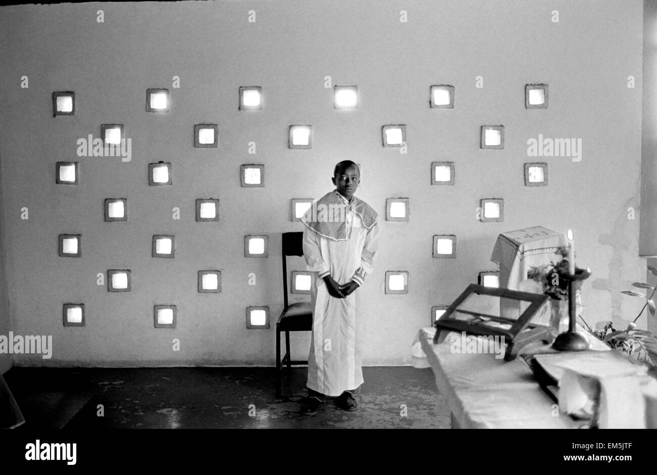 Altar boy. Every Sunday morning, all the Catholics of Ikutha, in rural ...