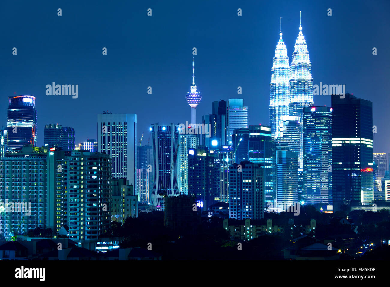 Kuala Lumpur skyline at night Stock Photo - Alamy