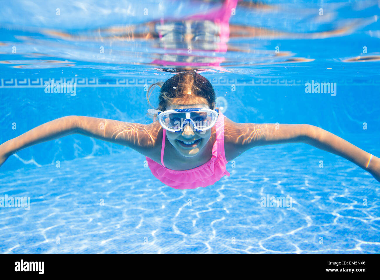 Underwater girl swimmer diver hi-res stock photography and images - Alamy
