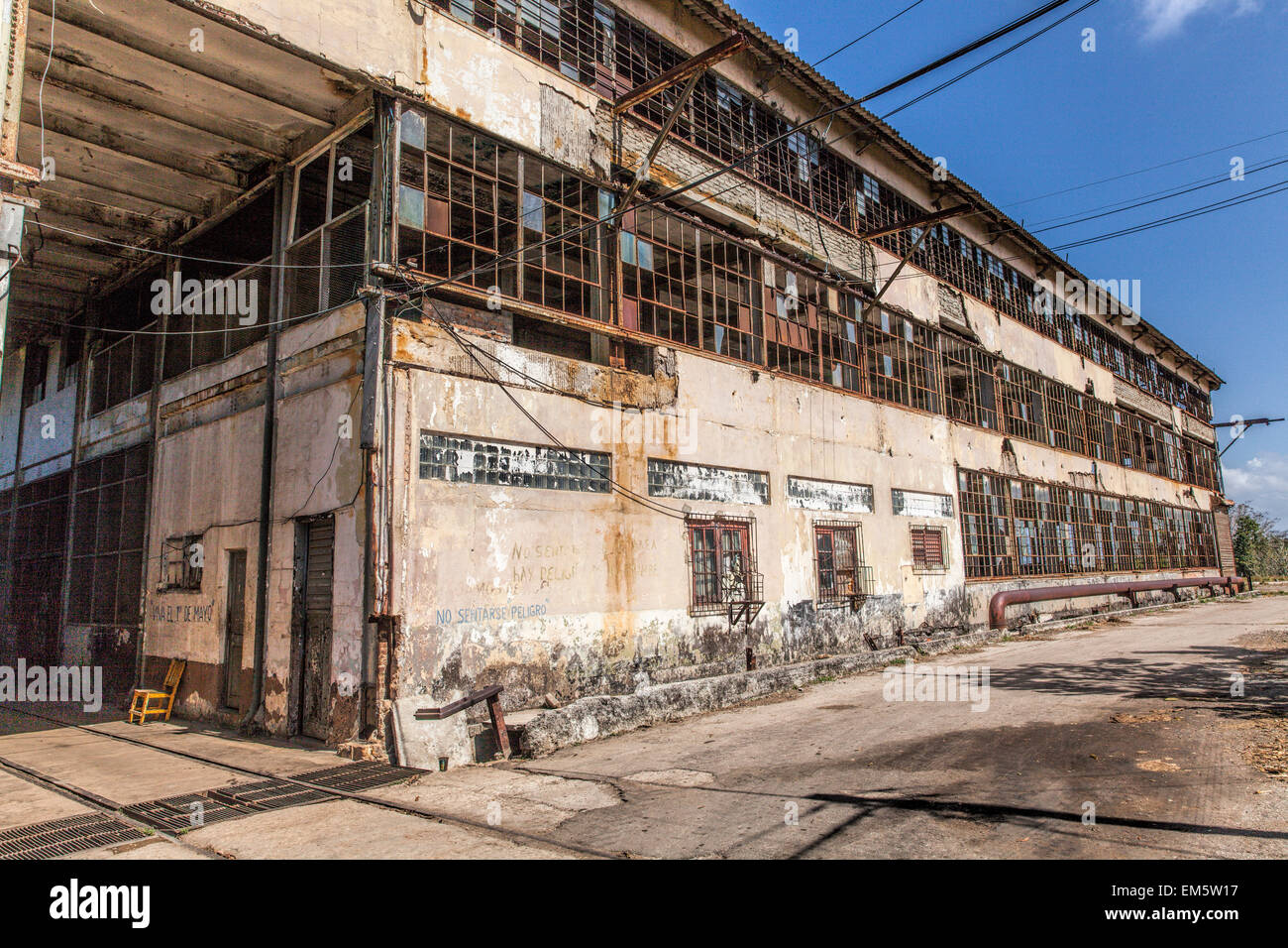 Closed sugar mill cuba hi-res stock photography and images - Alamy