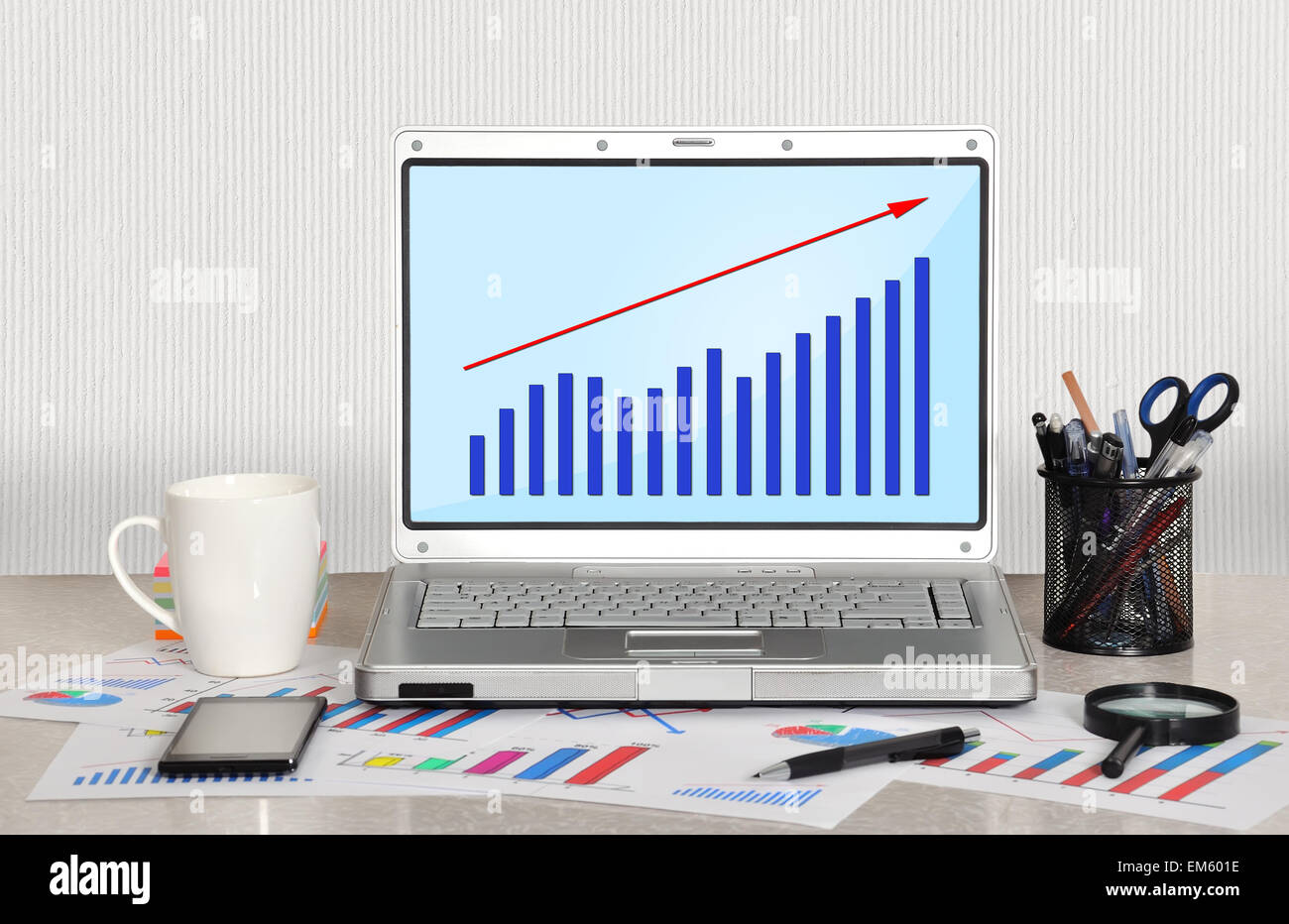 chart on screen Stock Photo - Alamy